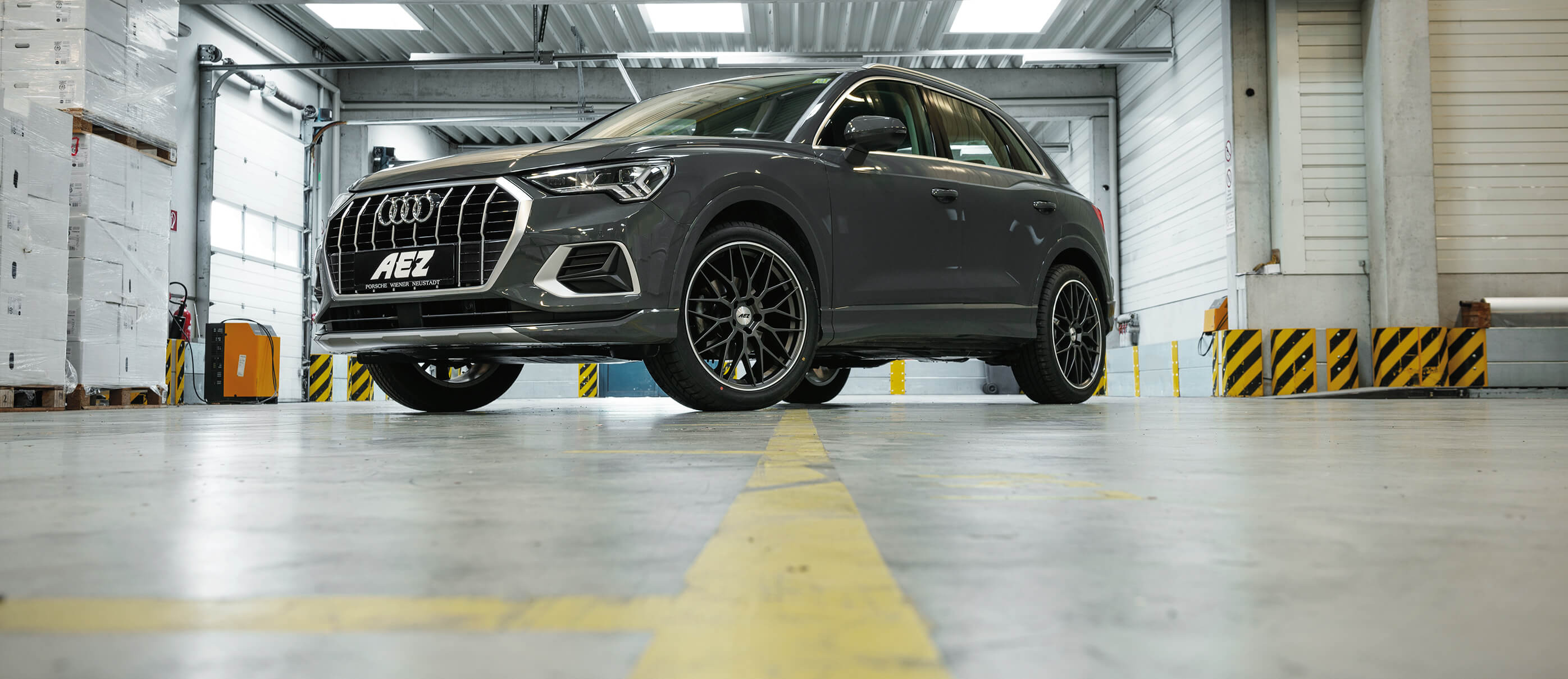 Four edgy rings - AEZ Crest dark & Audi Q3 | AEZ news